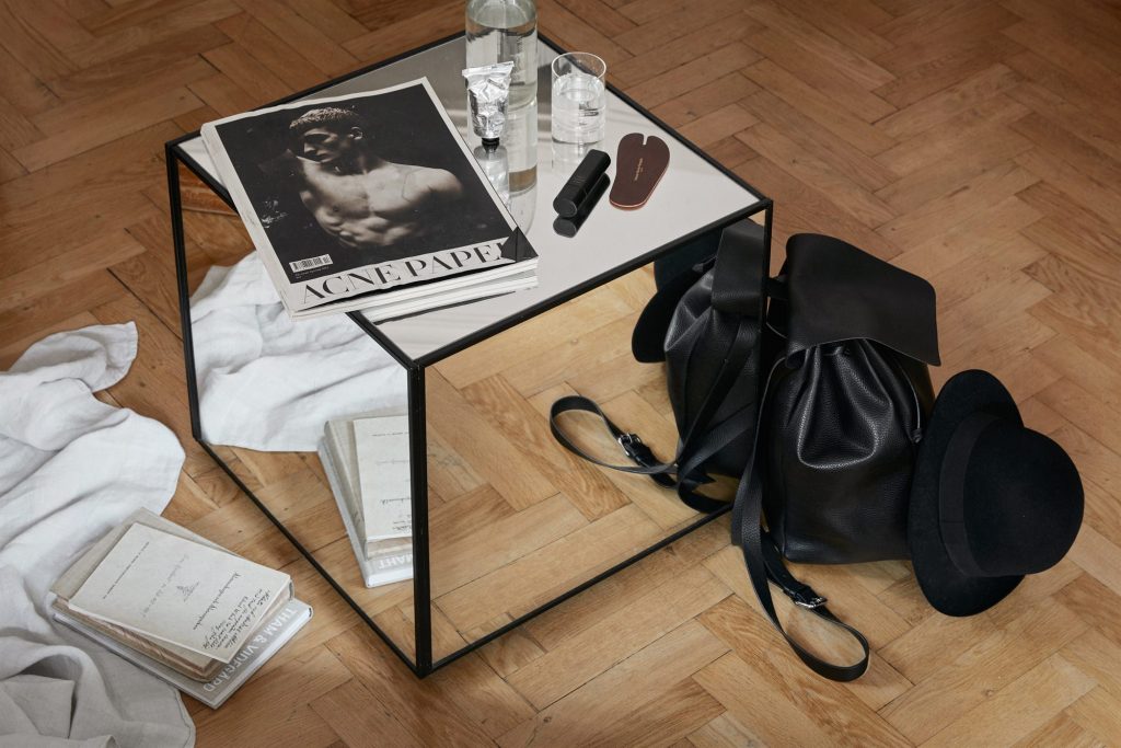 Trendwatch: Mirrored Cube Tables – Inattendu