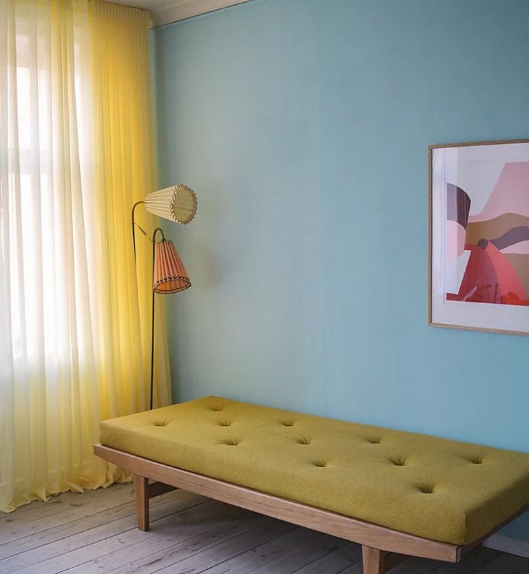 Arne Aksel – Bespoke Curtains from Denmark – Inattendu