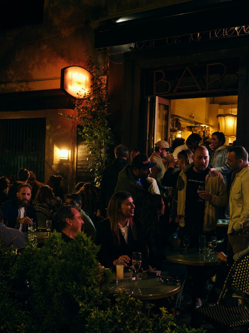 La Relève, Marseille – A Bar, Few Rooms, An Institution – Inattendu